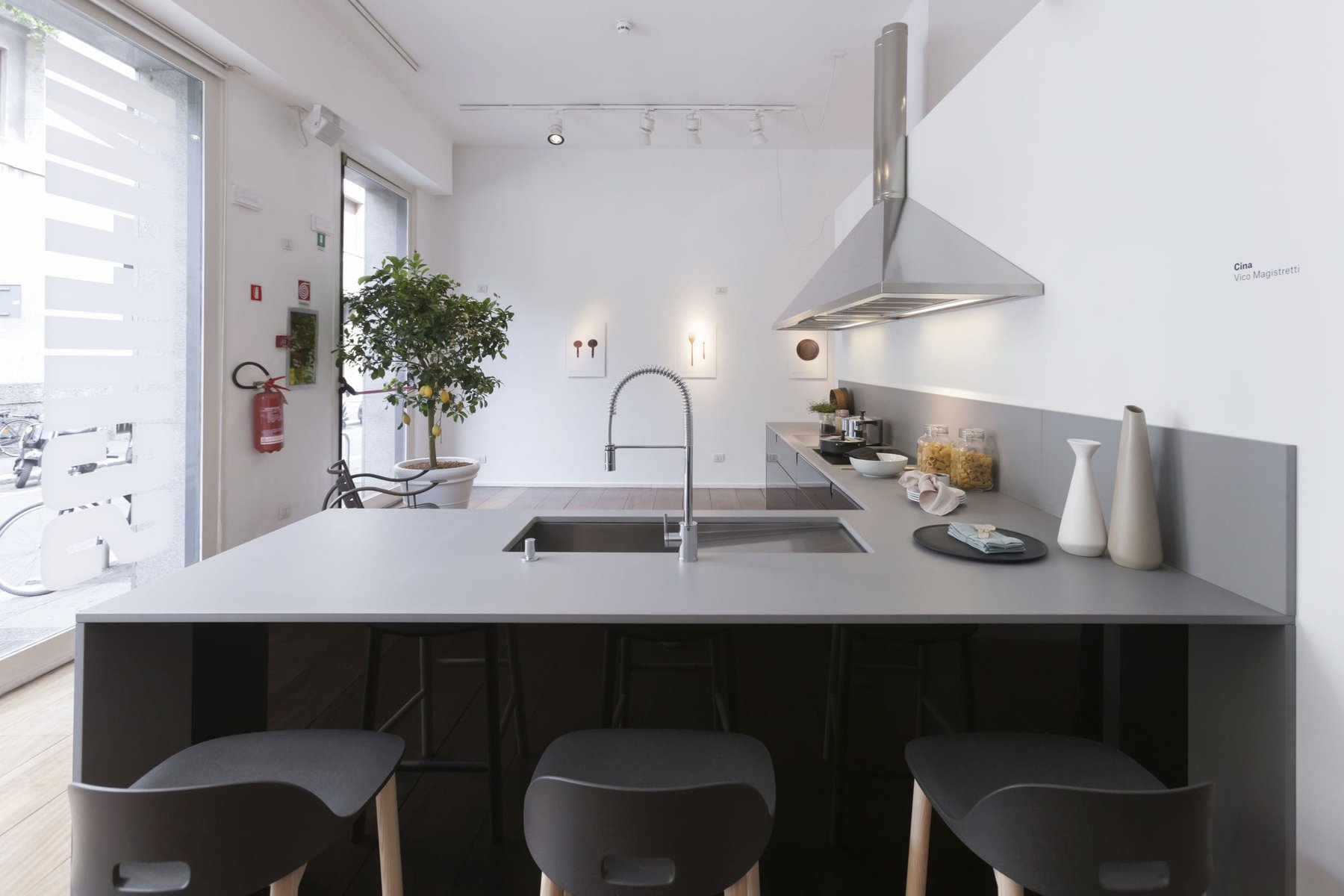 A Review of Dekton Kitchen Countertops