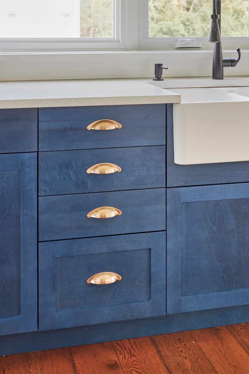 Horizontal vs. Vertical Kitchen Cabinet Handles