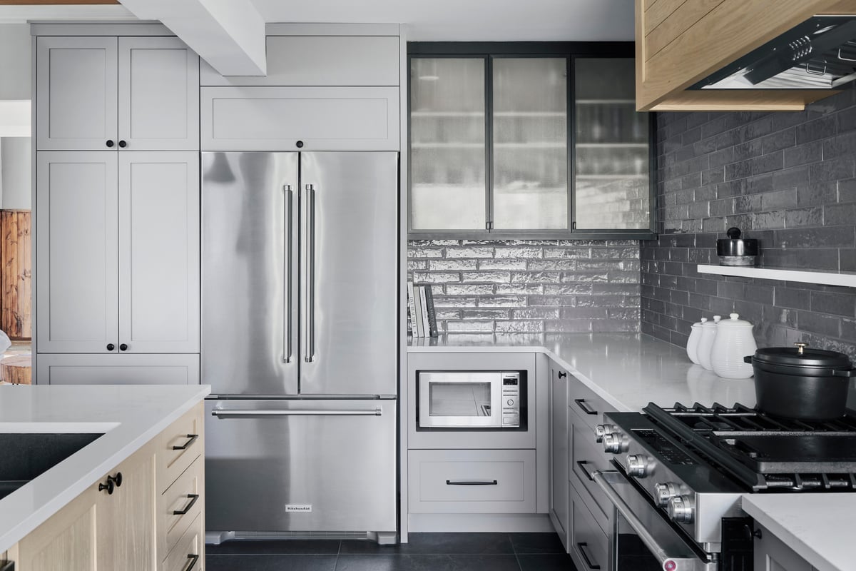 How to Mix Metals in a Kitchen Design