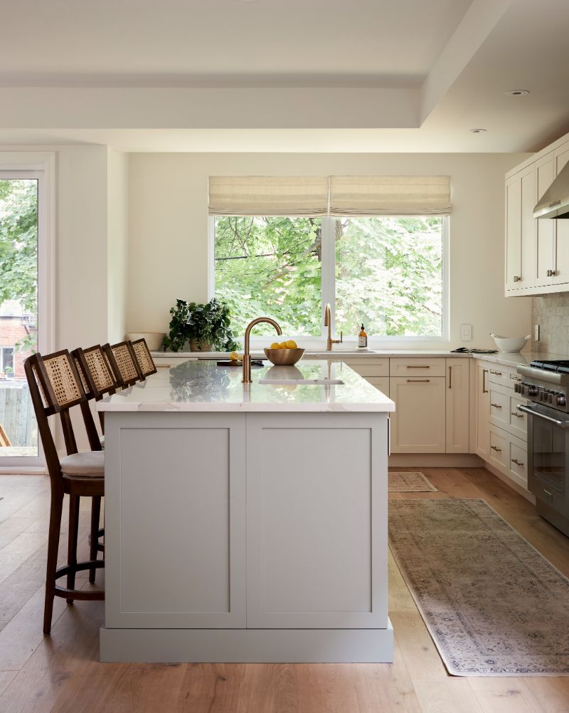 Applied Cabinet Panels vs. Integrated Finished Gables