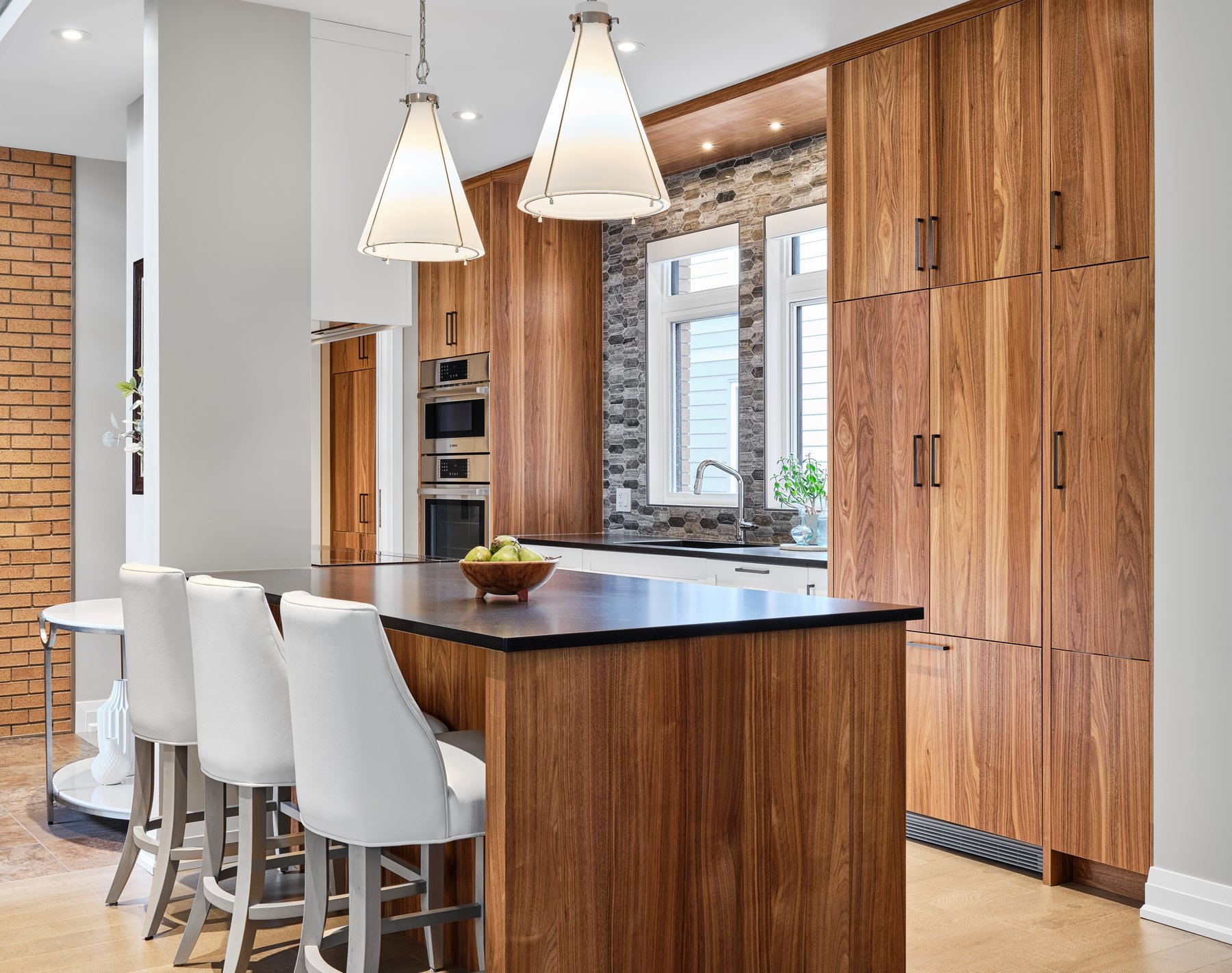 Cherry vs. Walnut: A Comparison of Kitchen Cabinet Materials